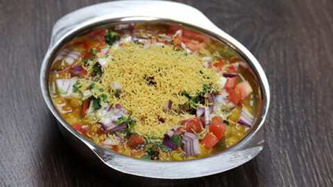 Ragda chaat recipe | Matar chaat recipe | How to make ragda chaat ...